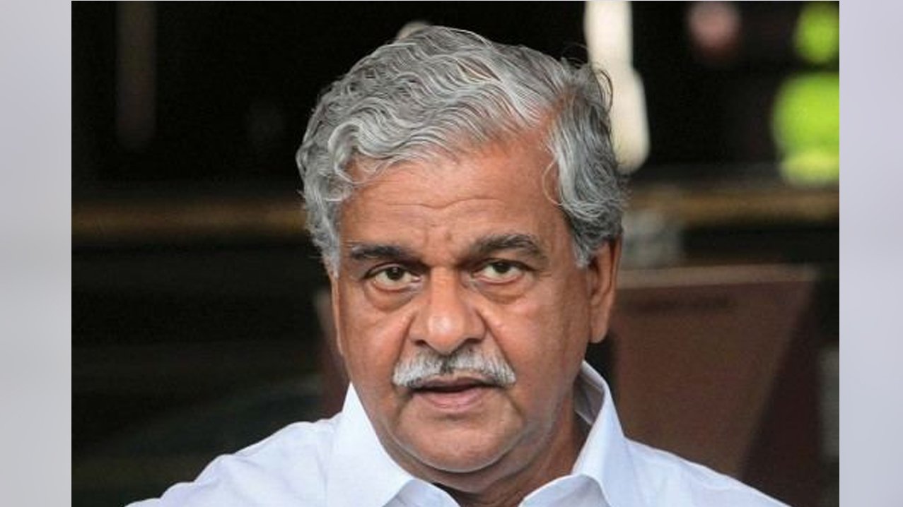 മു ൻ കേ ന്ദ്ര മ ന്ത്രി ശ്രീ പ്ര കാ ശ് ജ യ്‌ സ്വാ ൾ അ ന്ത രി ച്ചു ...